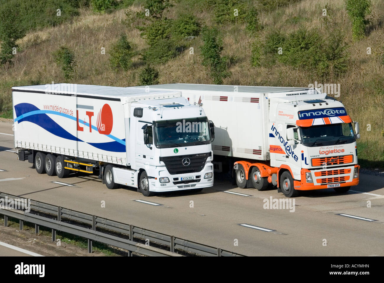M25 motorway left hand drive foreign articulated lorry overtaking UK ...