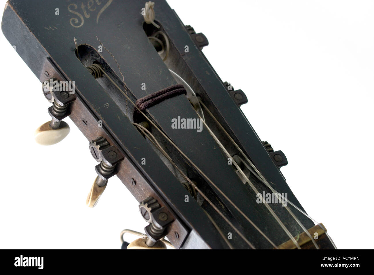 Musical instrument strin hi-res stock photography and images - Alamy