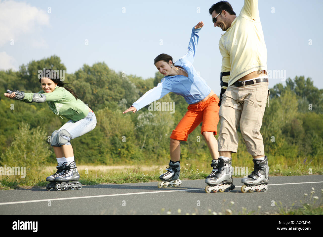 Scaters hi-res stock photography and images - Alamy