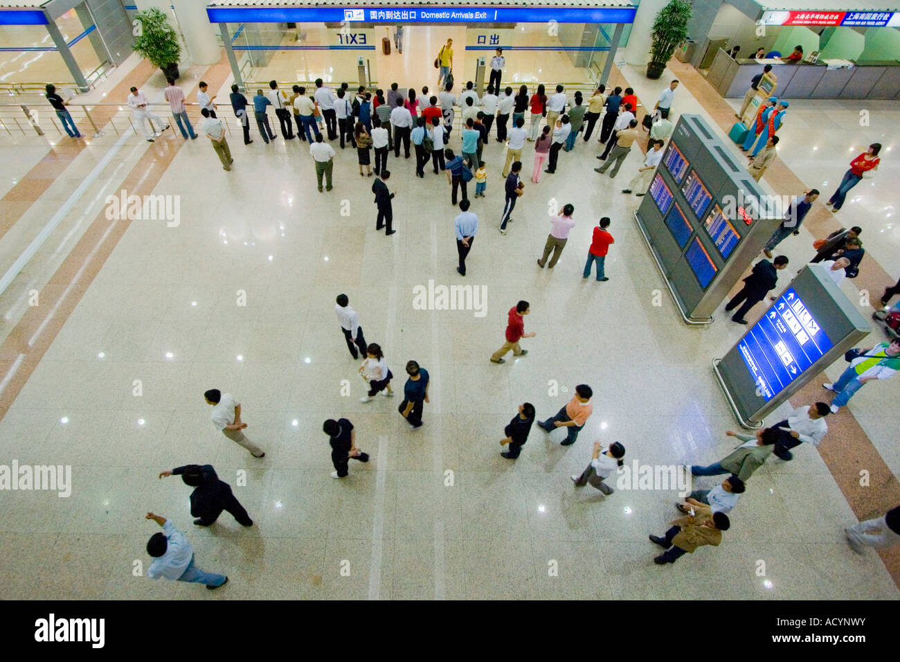 Chinese pudong international airport hi-res stock photography and ...