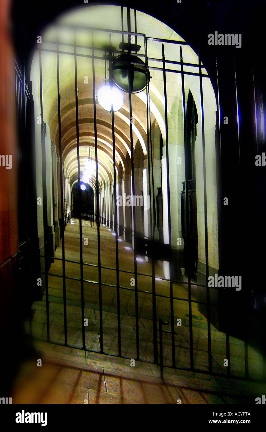 Alleyway london hi-res stock photography and images - Alamy