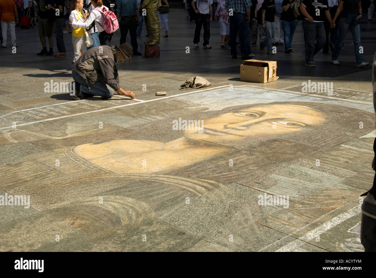 Poor artist hi-res stock photography and images - Alamy