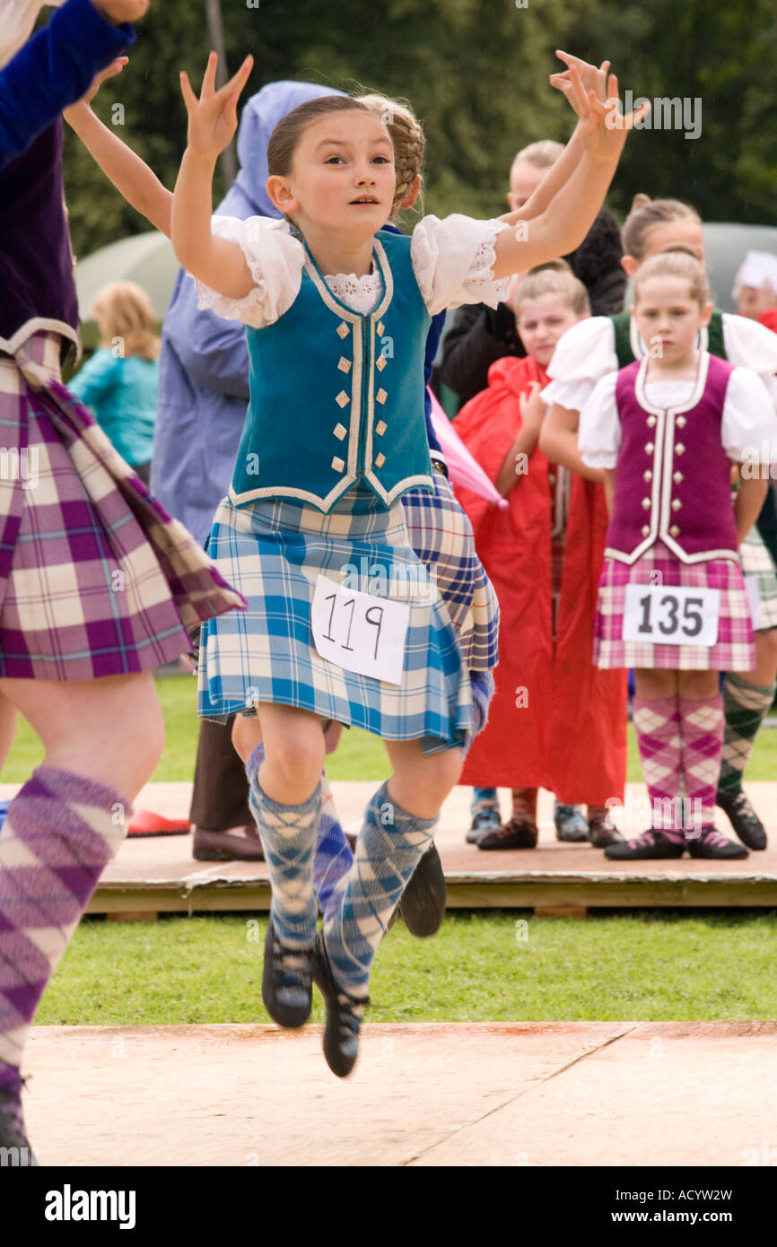 Girls kilt hi-res stock photography and images - Alamy