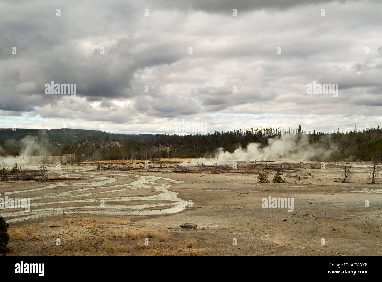 Yellowstone supervolcano eruption hi-res stock photography and images ...