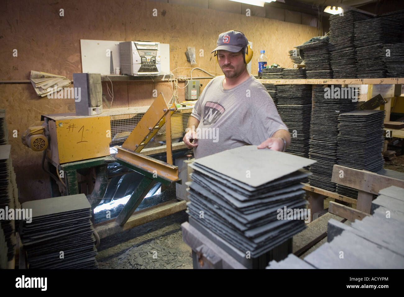 Cutting for the stone history hi-res stock photography and images - Alamy