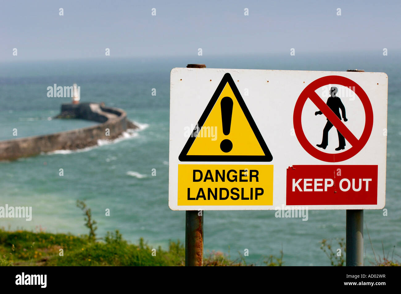 Warning sign landslip hi-res stock photography and images - Alamy