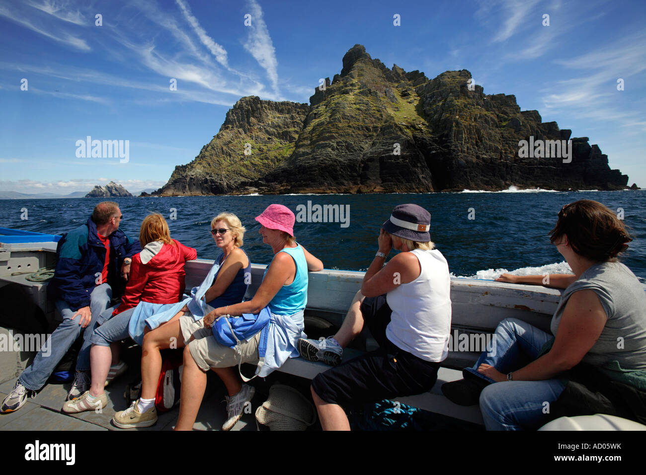 Skellig michael cruise hi-res stock photography and images - Alamy