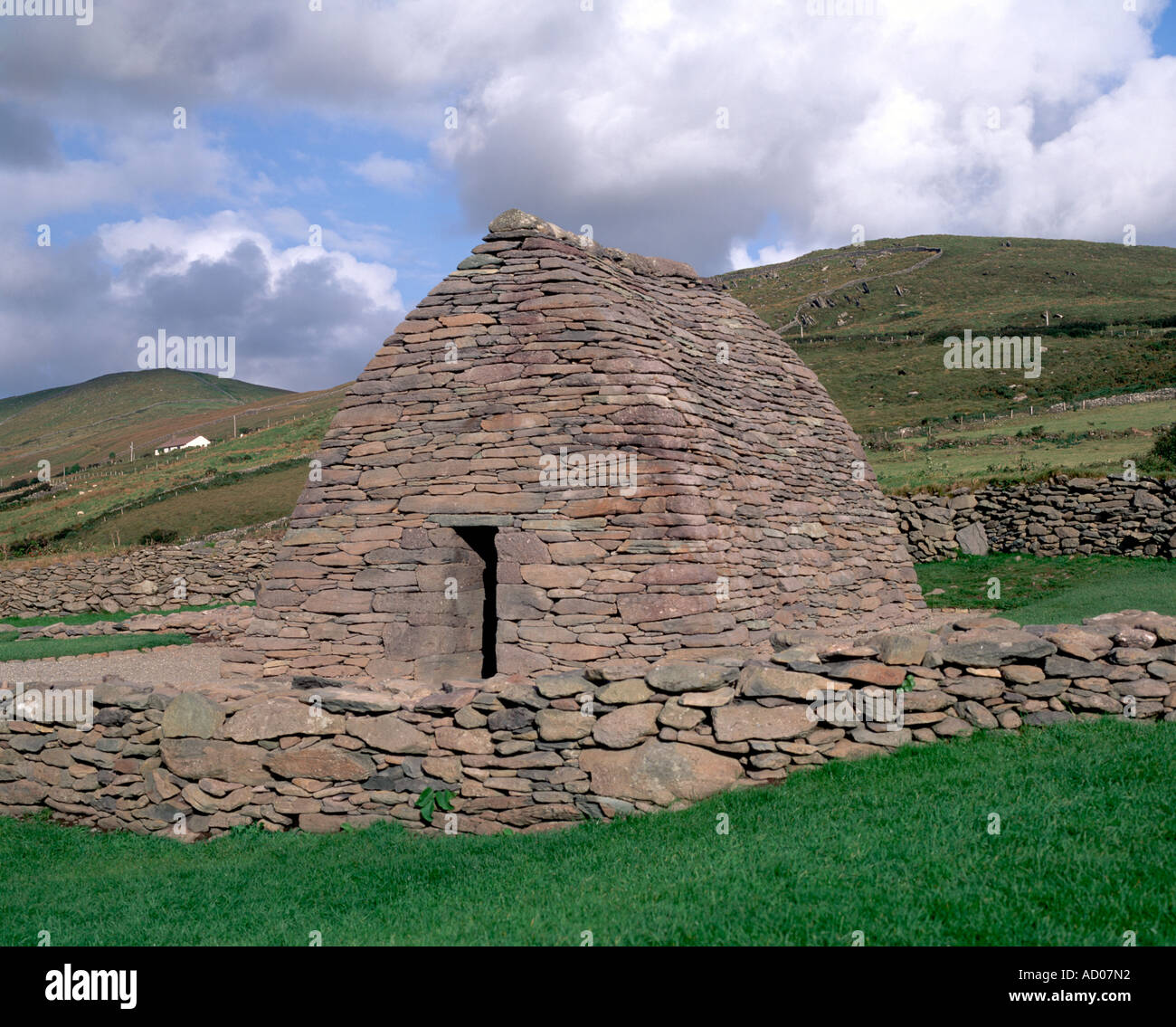 gallarus oratory is an early christian church built on the dingle ...