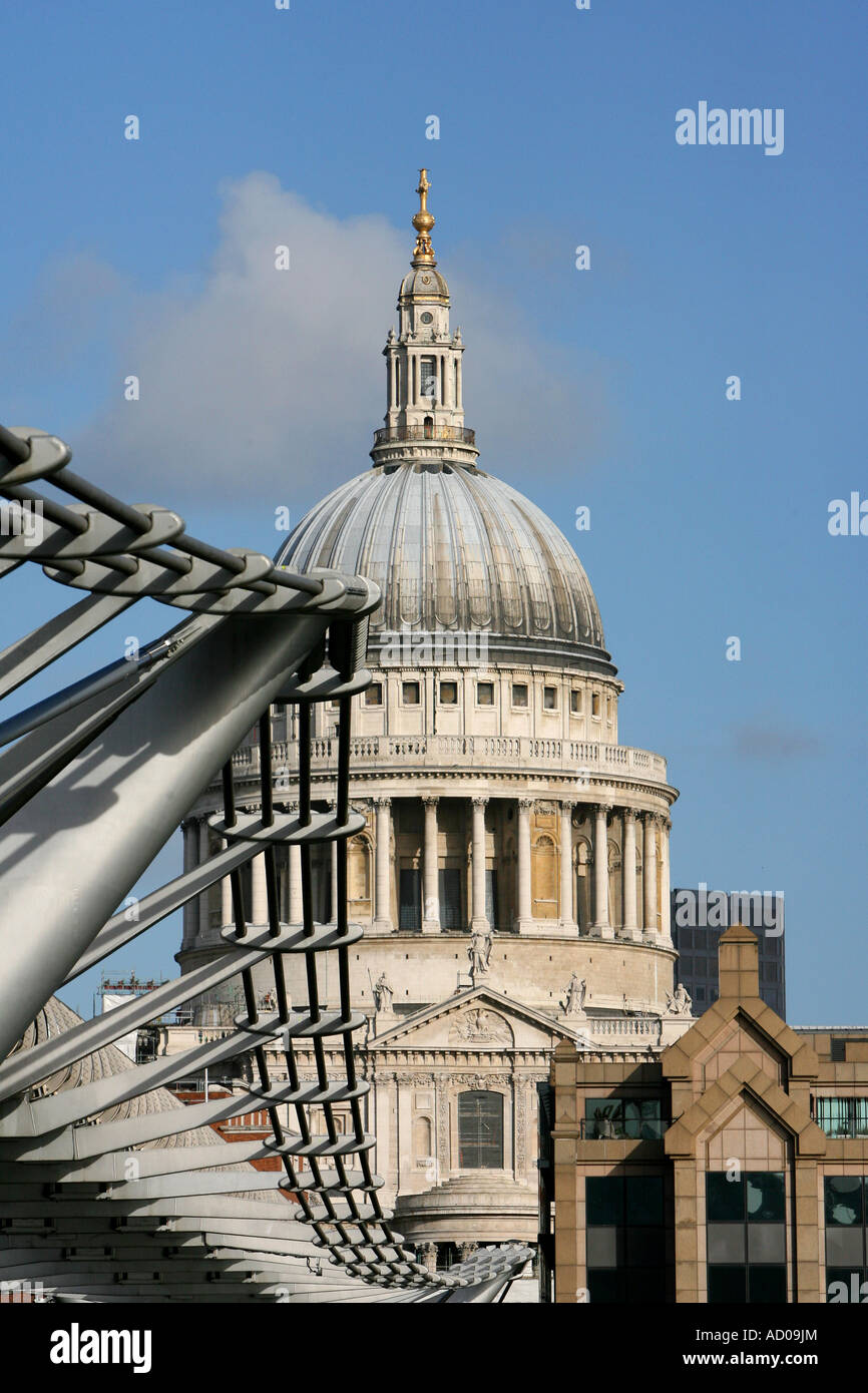 Millenium Bridge designed by Sir Norman Foster leading from the Tate ...
