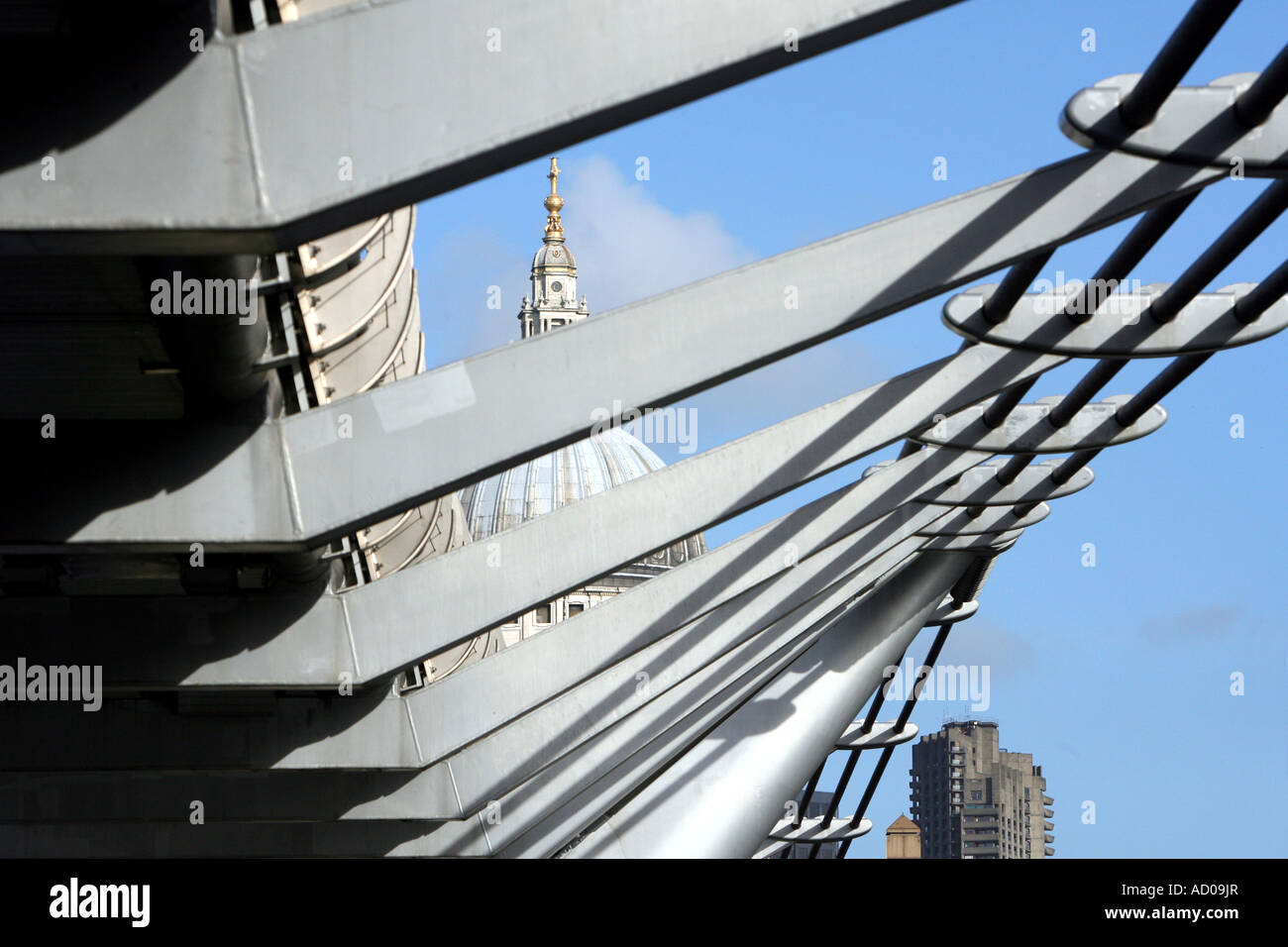 Millenium Bridge designed by Sir Norman Foster leading from the Tate ...