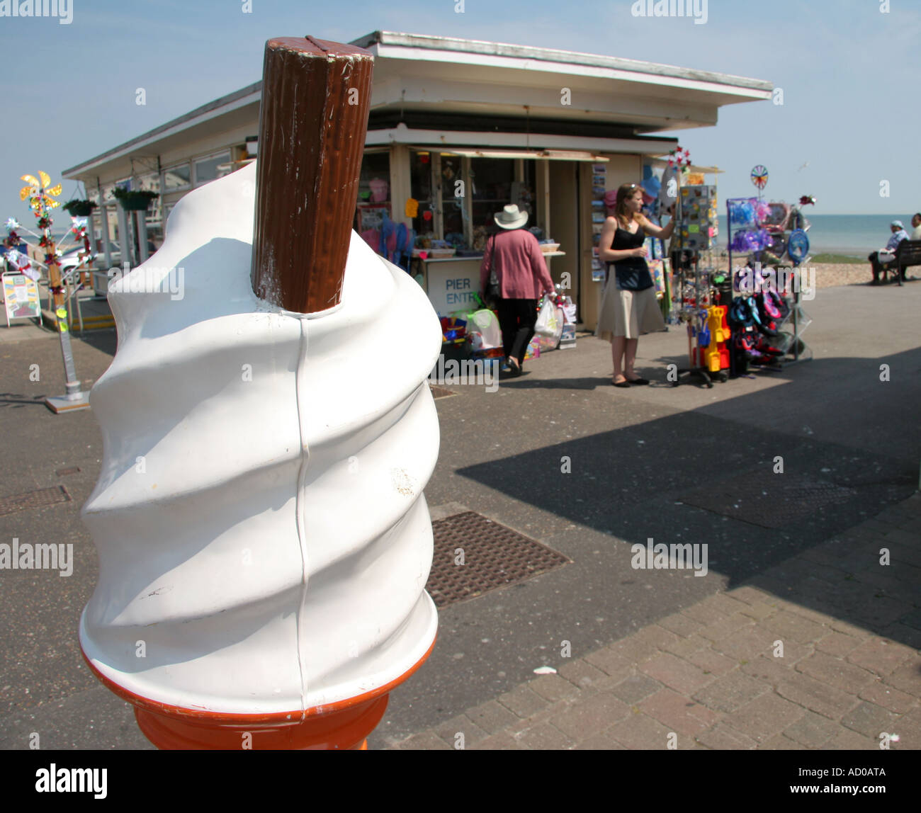 Large plastic ice cream cone hi-res stock photography and images - Alamy