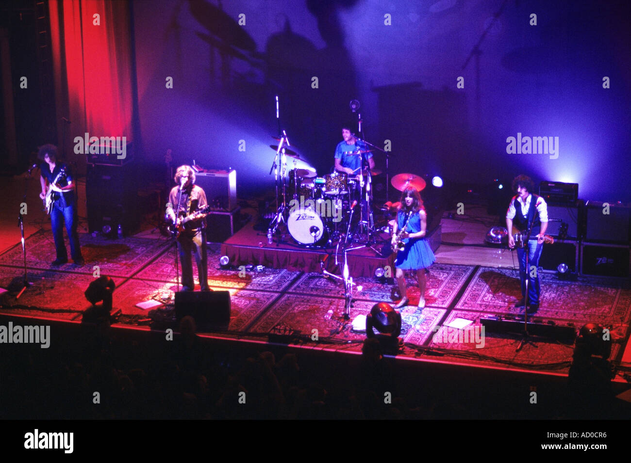 The zutons rock band 2006 hi-res stock photography and images - Alamy