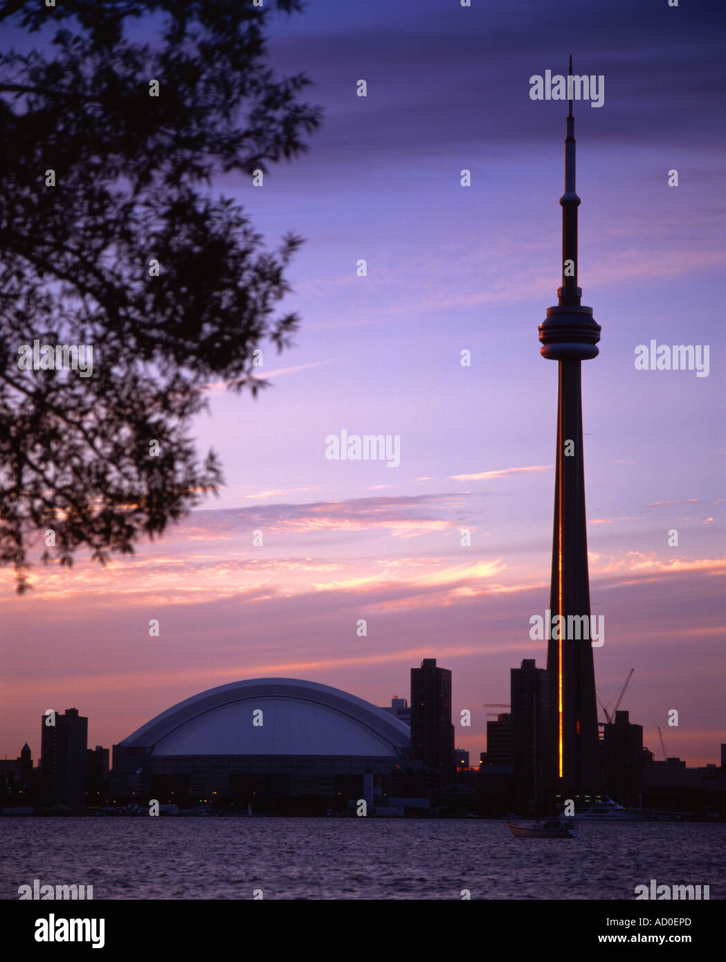 Skydome sunset toronto hi-res stock photography and images - Alamy