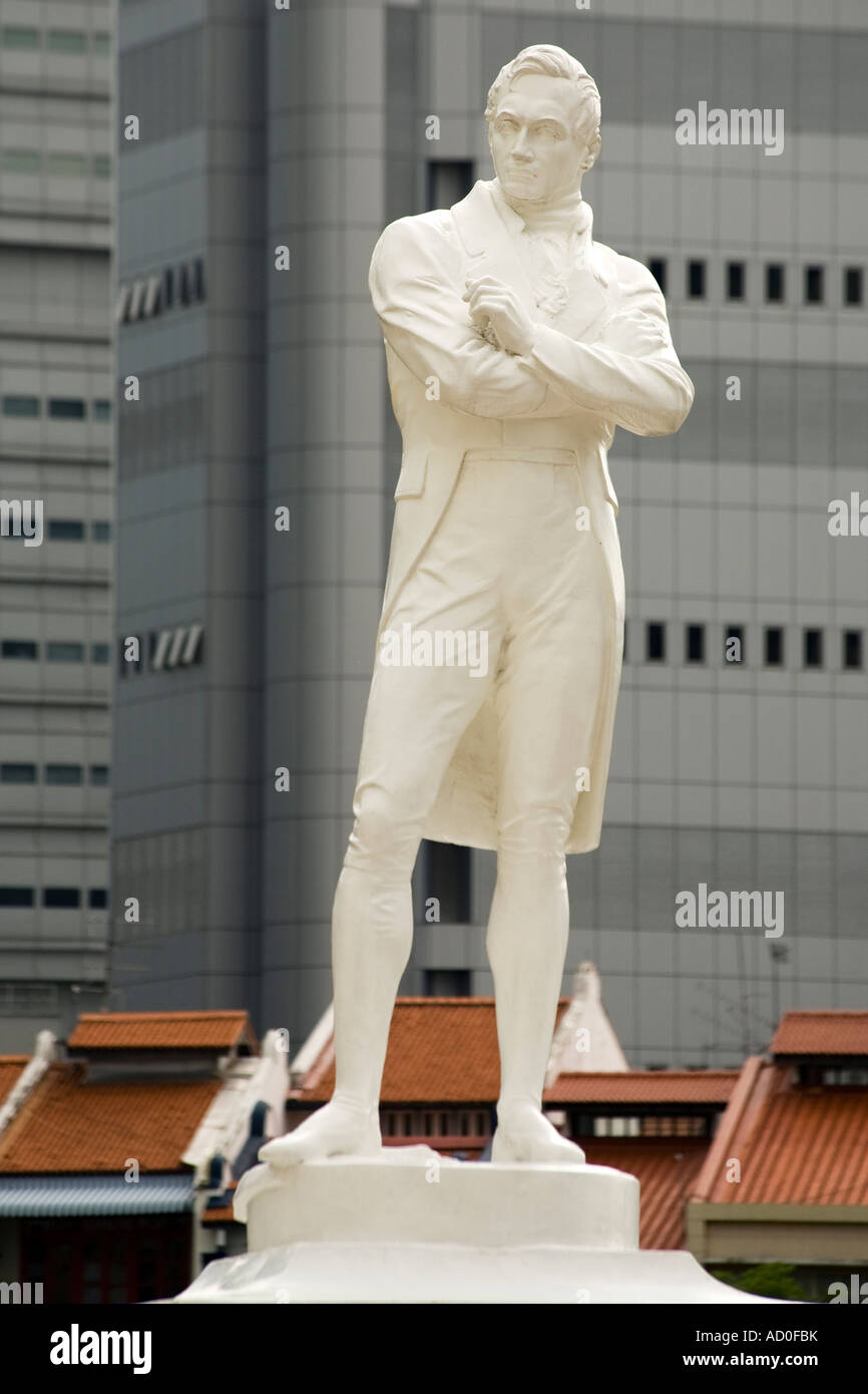 Sir Stamford Raffles statue Singapore Asia Stock Photo - Alamy