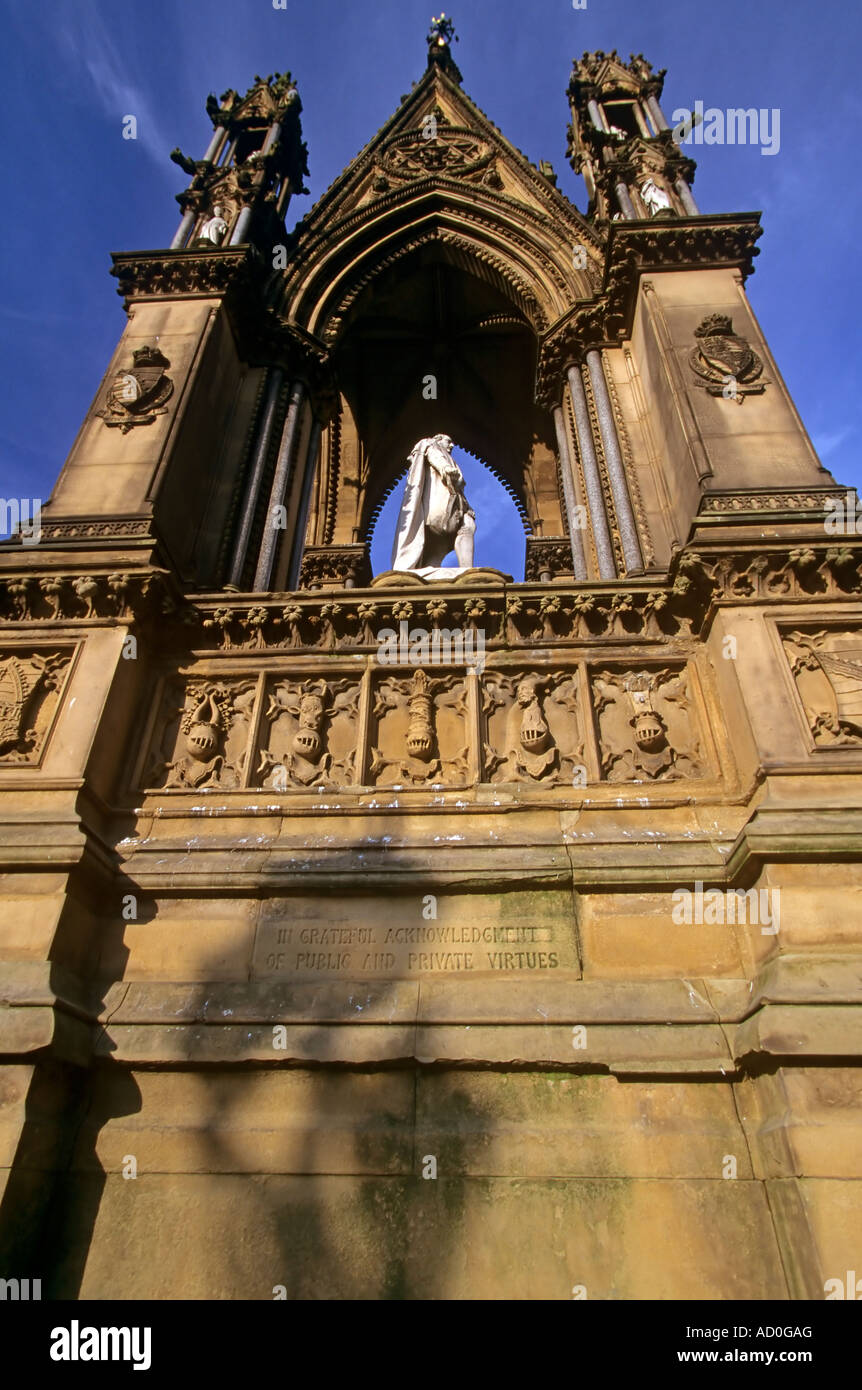 Albert Memorial Albert Square Manchester England UK Stock Photo - Alamy