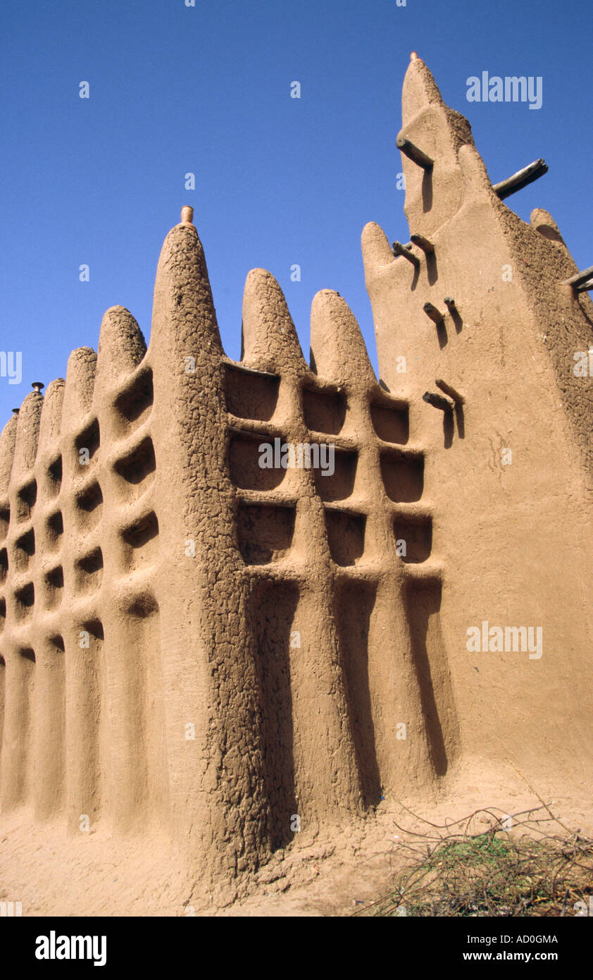 Mud mosque - Kani Kombole, Pays Dogon, MALI Stock Photo - Alamy