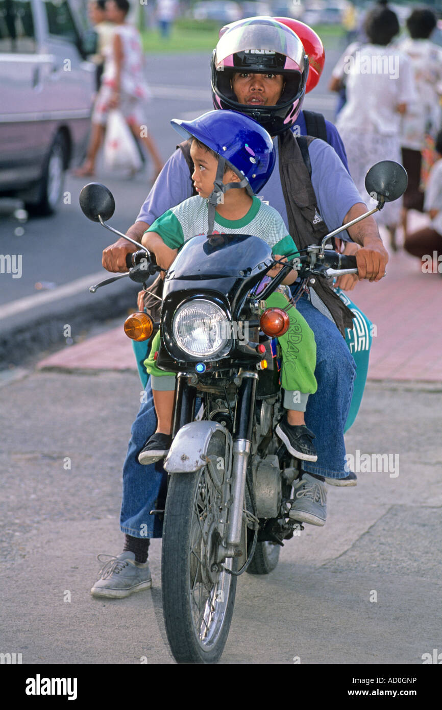 Family motorcycle Makati Manila Philippines Stock Photo - Alamy