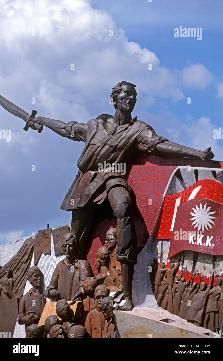 Bonifacio monument plaza manila philippines hi-res stock photography ...