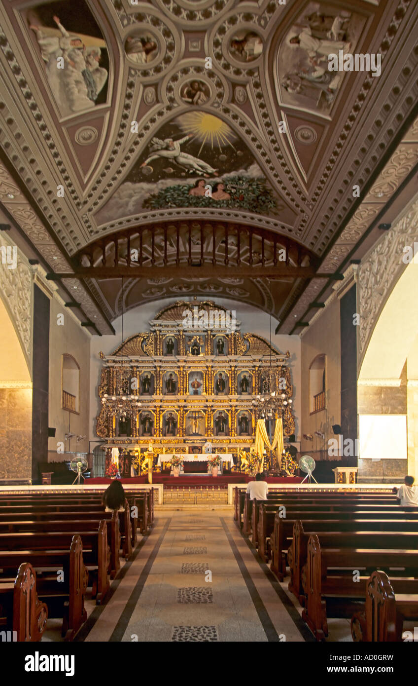 Interior Basilica del St Nino Cebu Philippines Stock Photo - Alamy