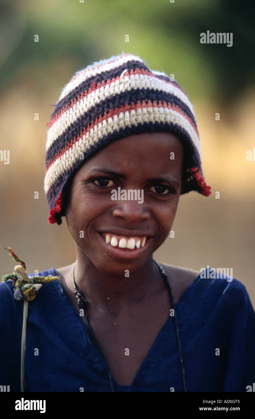 Dogon boy - Pays Dogon, MALI Stock Photo - Alamy