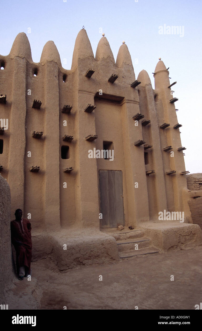 Mud mosque - Djenne, MALI Stock Photo - Alamy
