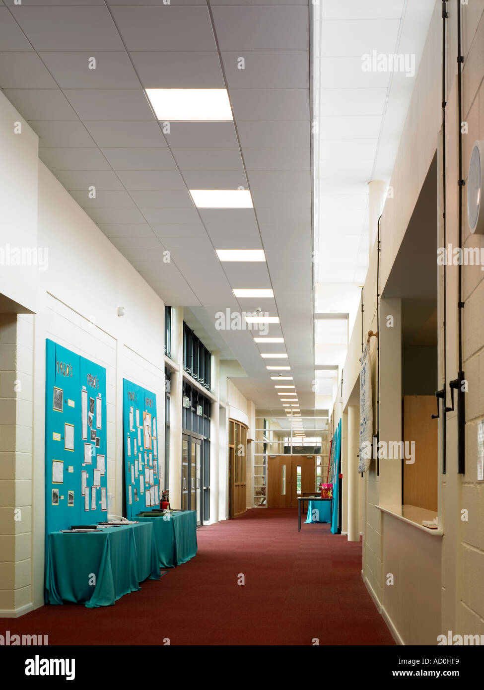 Downe Manor Primary School, Ealing, London. Corridor. Architect: Kajima ...