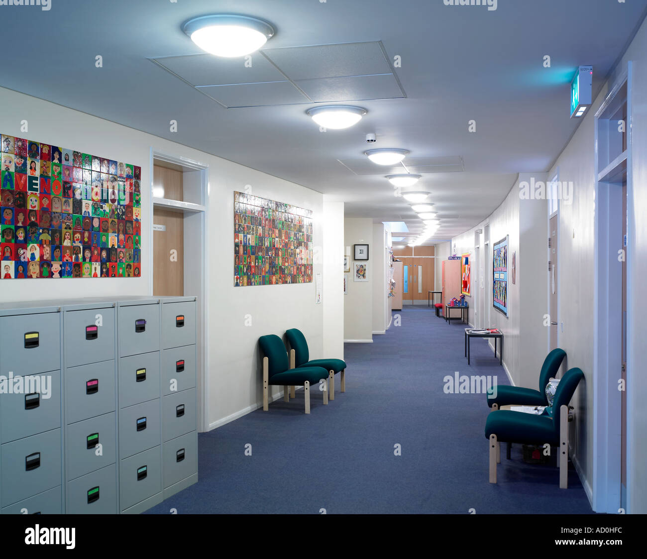 Ravenor Primary School, Ealing, London. Corridor. Architect: Kajima ...