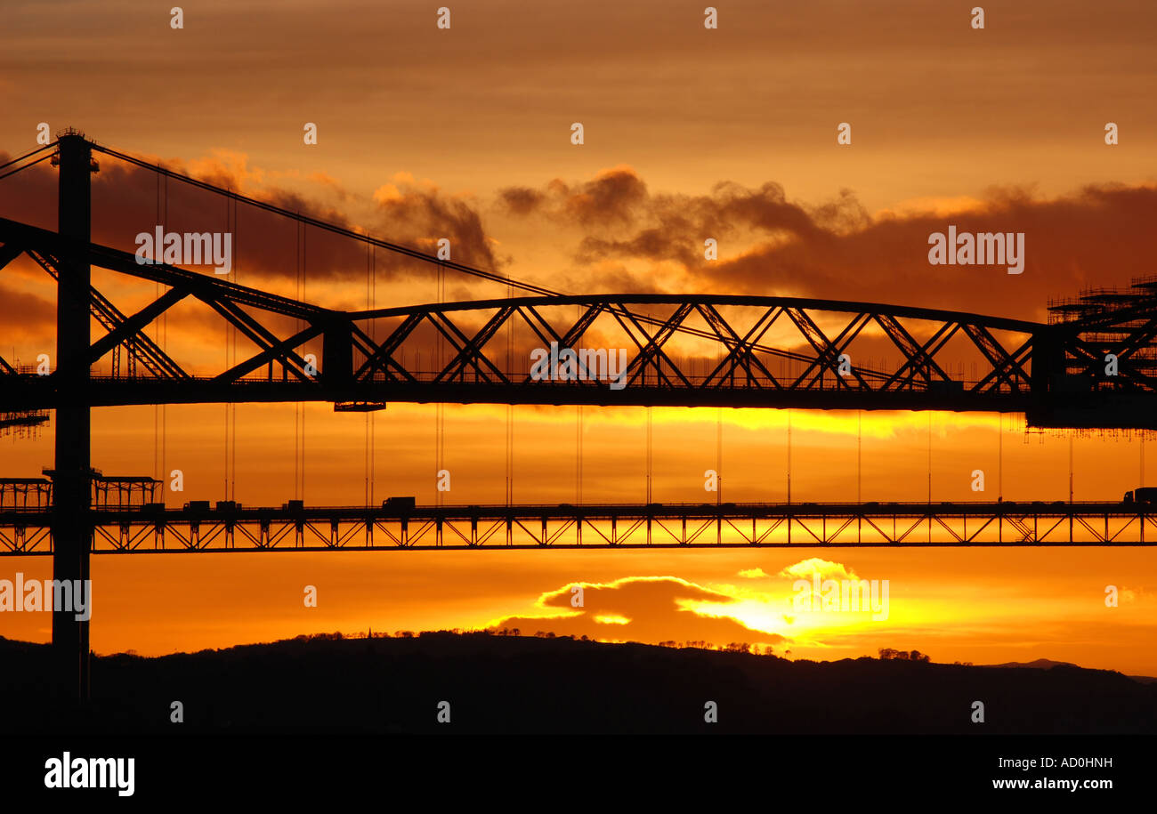 Forth bridge dusk hi-res stock photography and images - Alamy