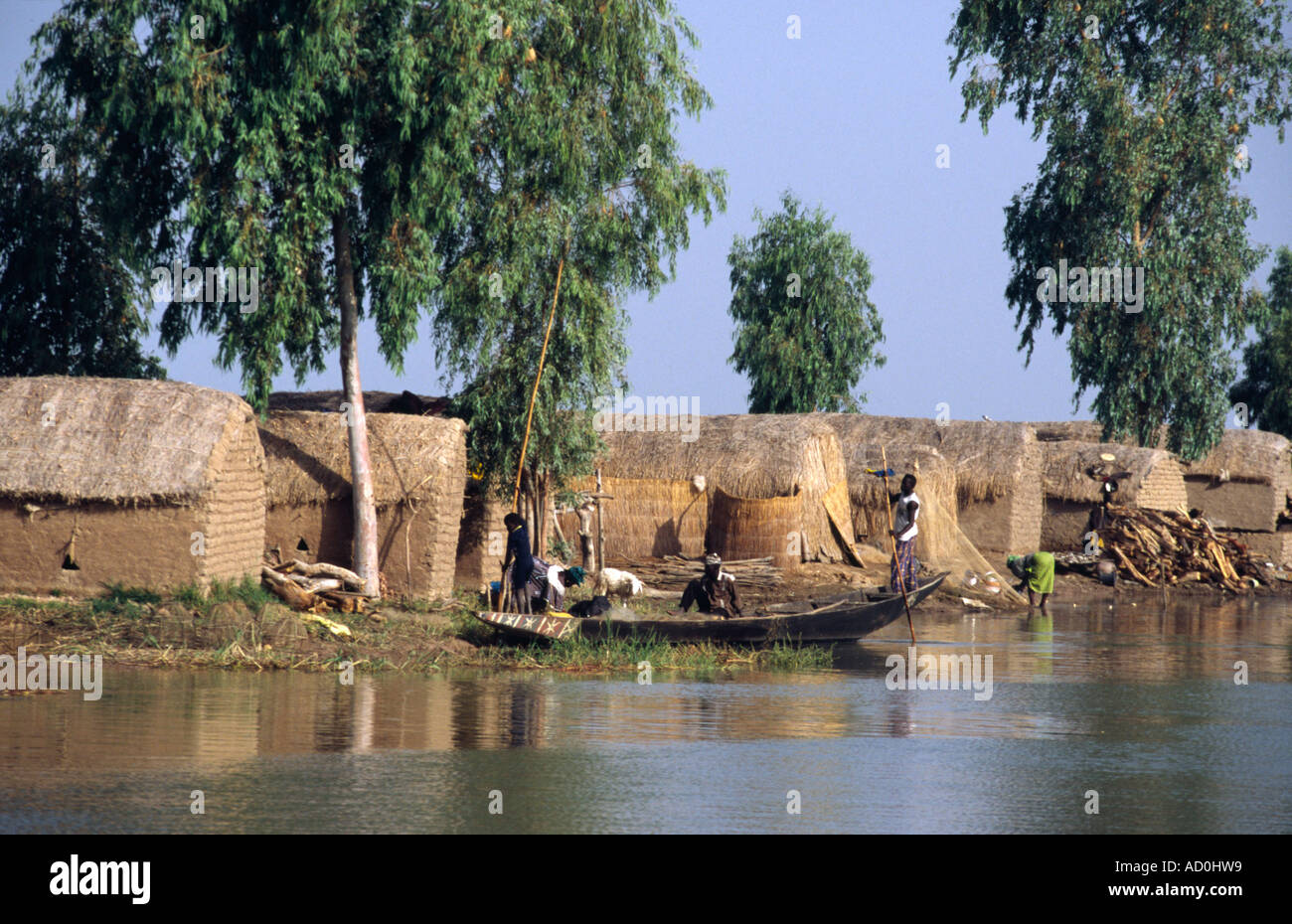 Bozo community - Niger River, MALI Stock Photo - Alamy
