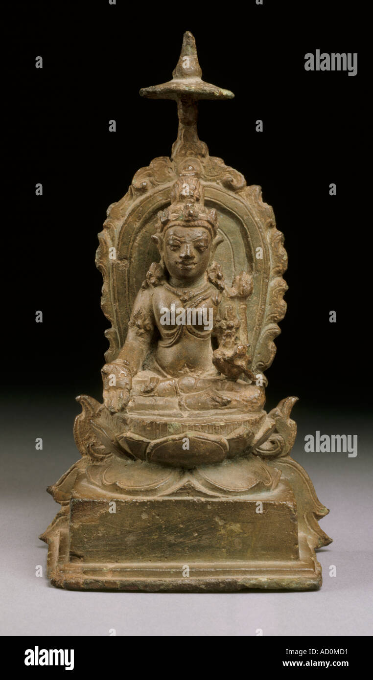 Seated female deity hi-res stock photography and images - Alamy