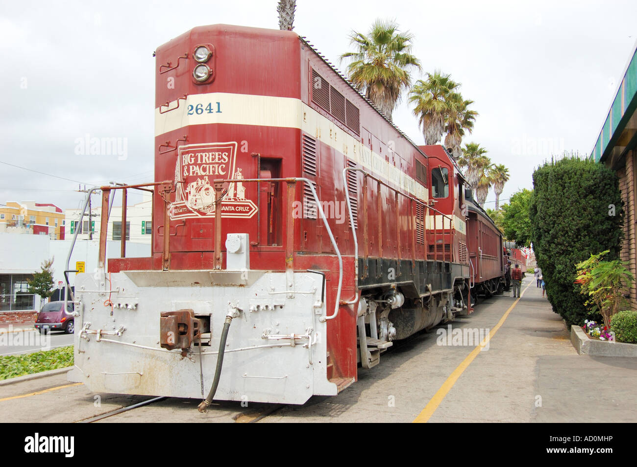 Santa Cruz Big Trees and Pacific Railway train engine at the Santa Cruz ...