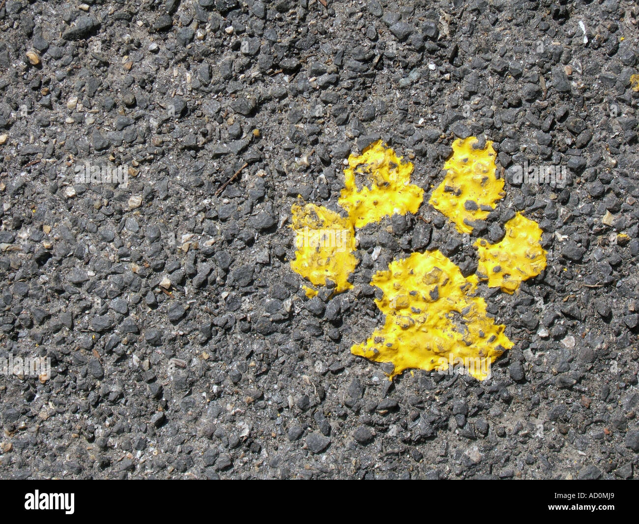 Painted footsteps on pavement hi-res stock photography and images - Alamy