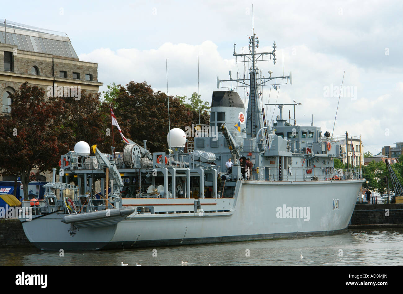 Hunt class minesweeper hi-res stock photography and images - Alamy