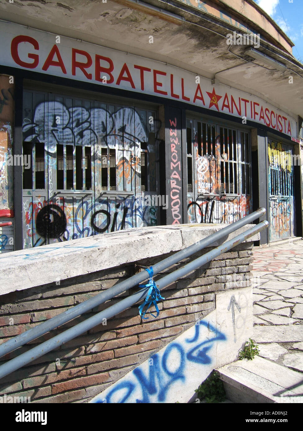 Political mural rome hi-res stock photography and images - Alamy