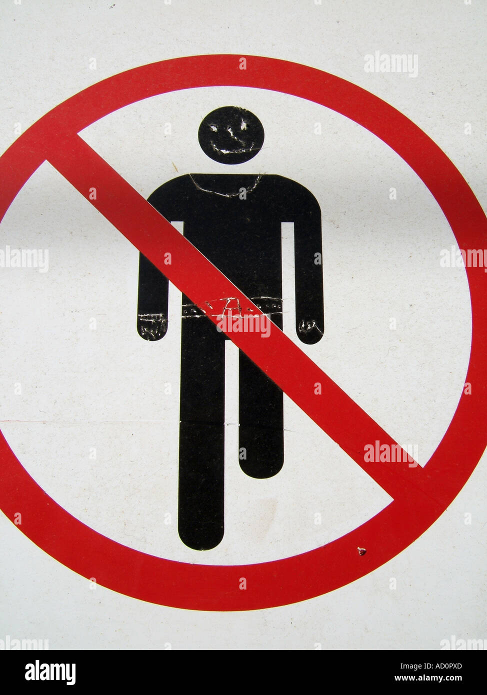 vandalised no entry sign Stock Photo - Alamy