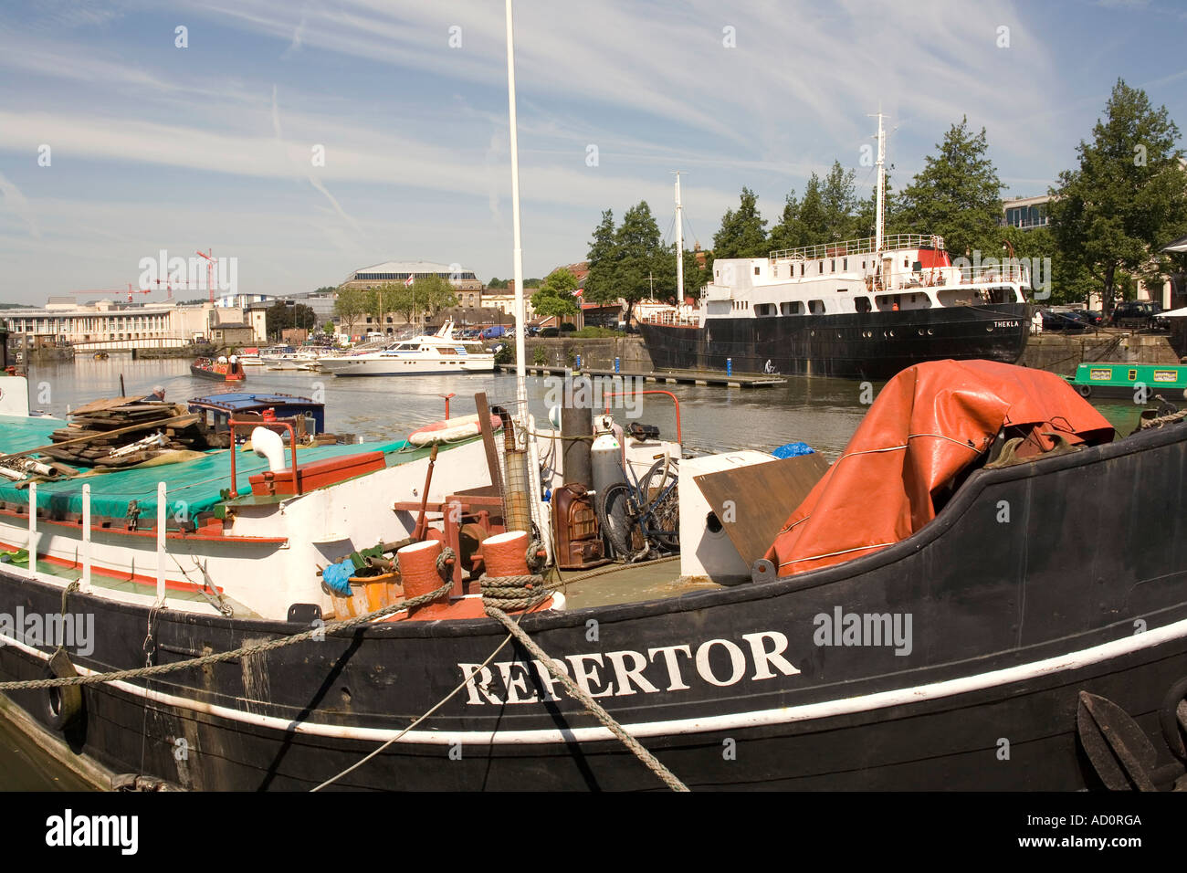 Vivian stanshall boat hi-res stock photography and images - Alamy