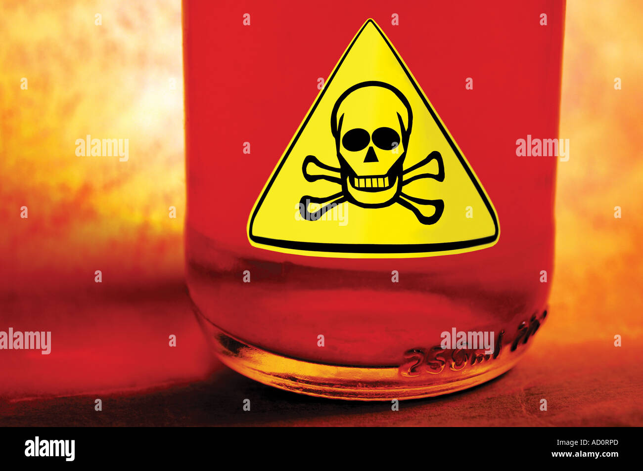 scull crossbones poison danger warning symbol Stock Photo - Alamy