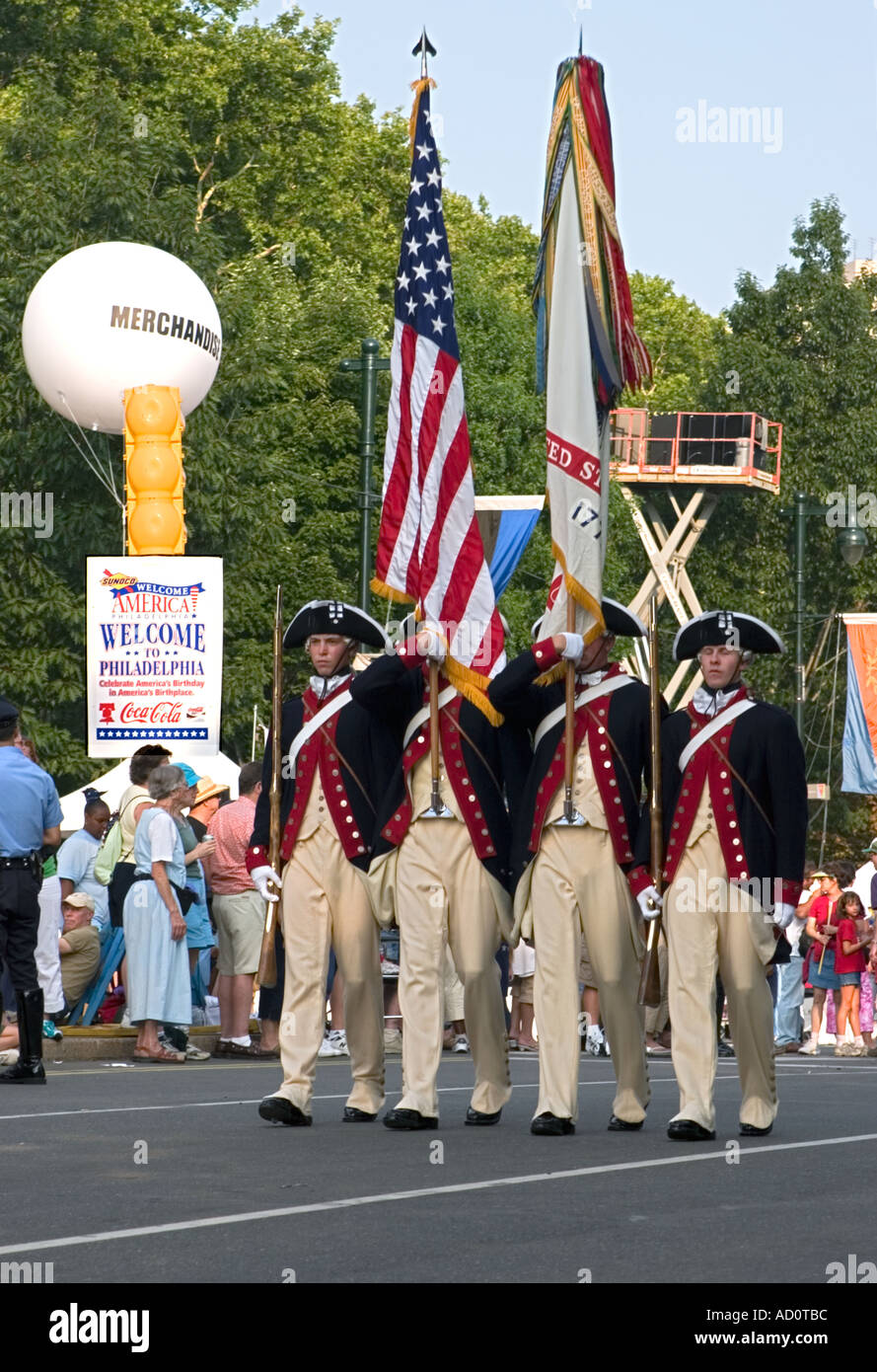 Honor guard in colonial military uniforms 4th of July parade Stock ...