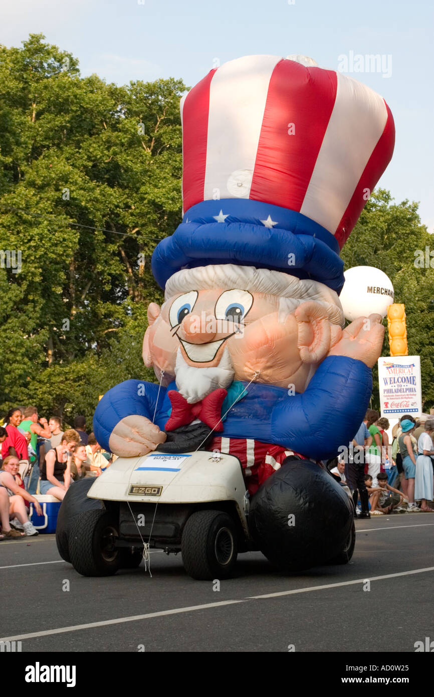 Uncle Sam float in 4th of July parade Benjamin Franklin Parkway ...