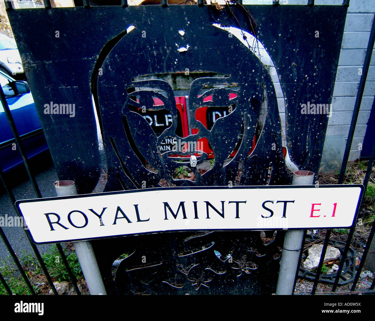 Royal mint britain hi-res stock photography and images - Alamy