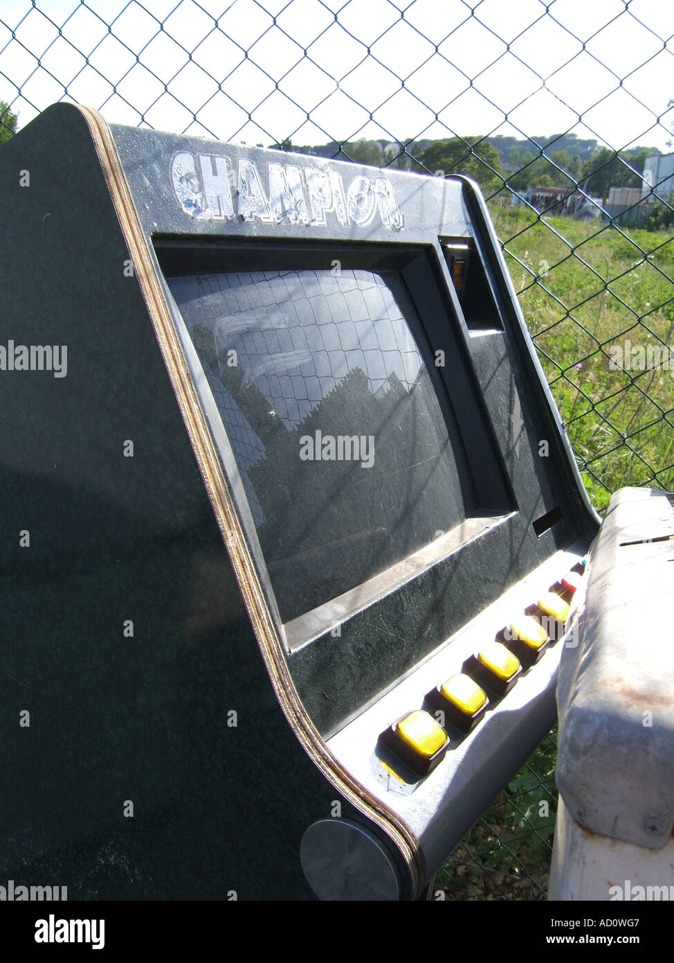 old arcade fruit machine Stock Photo - Alamy