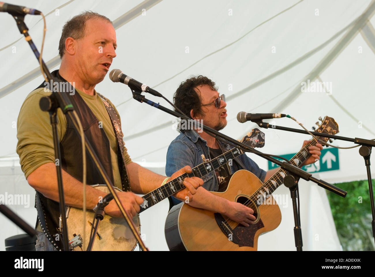 The Wildwood Band playing at Dent Folk Festival June 2007 Dent Cumbria ...