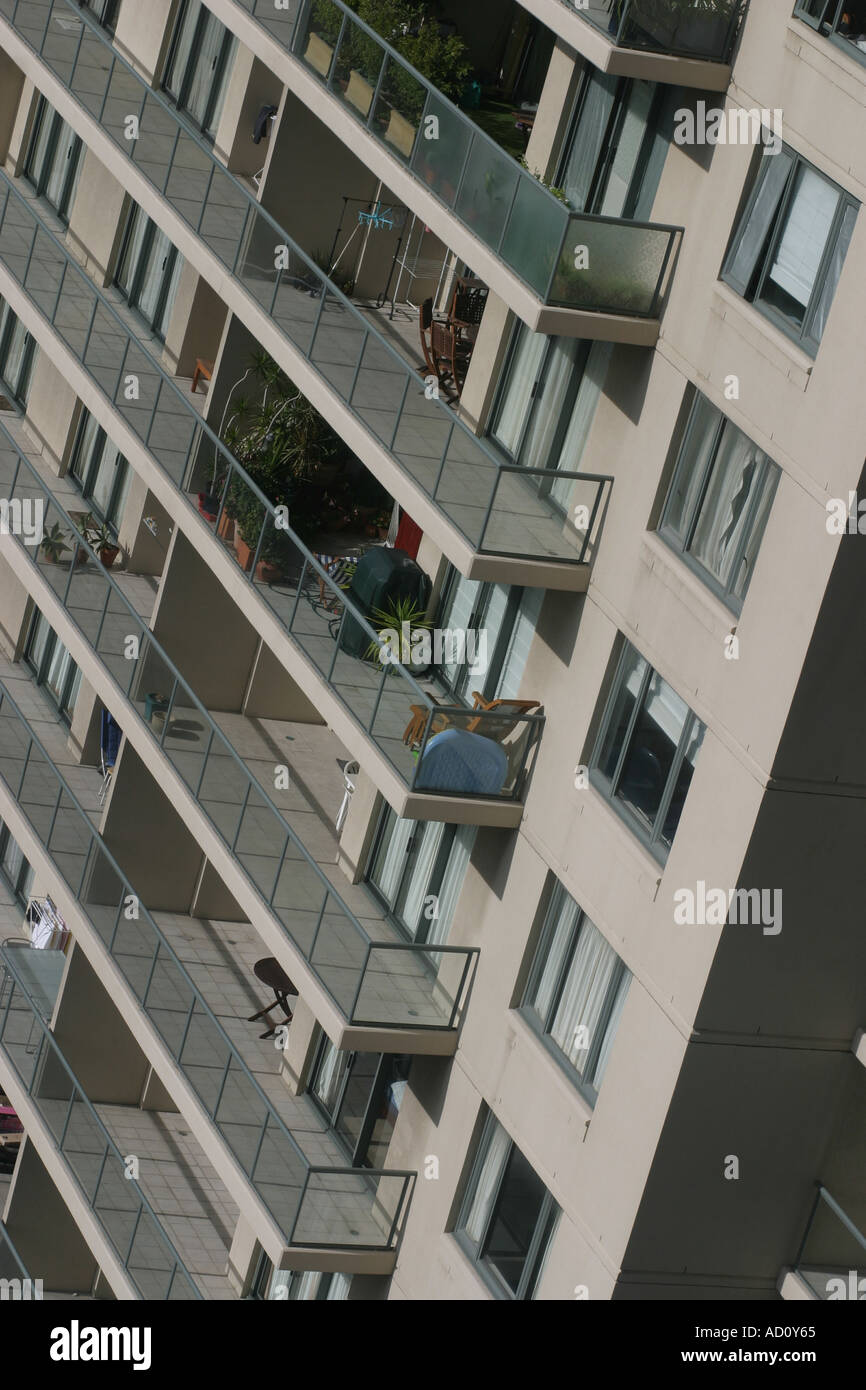 Modern residential building block Stock Photo - Alamy