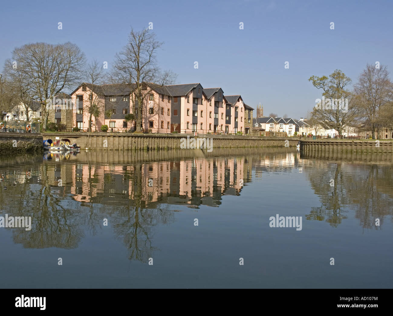 Steamer quay hi-res stock photography and images - Alamy