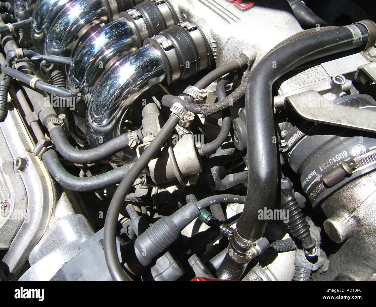 v6 car engine Stock Photo - Alamy