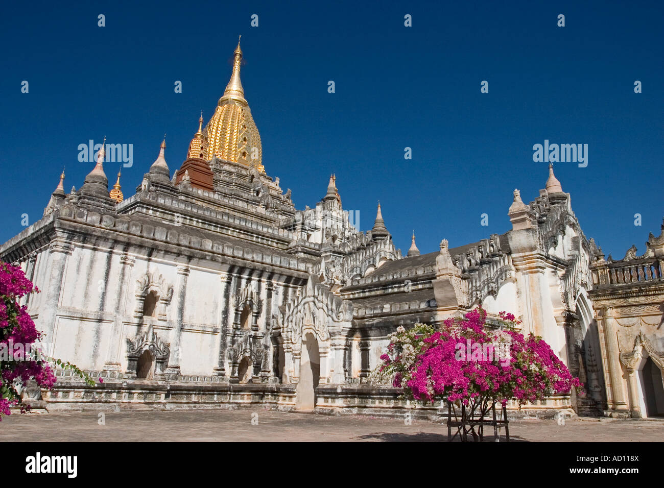 Ananda temple Bagan Myanmar Burma Stock Photo - Alamy
