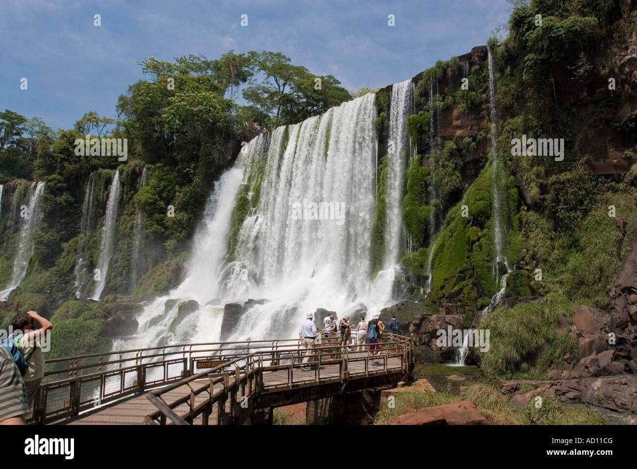 Igauzu falls hi-res stock photography and images - Alamy