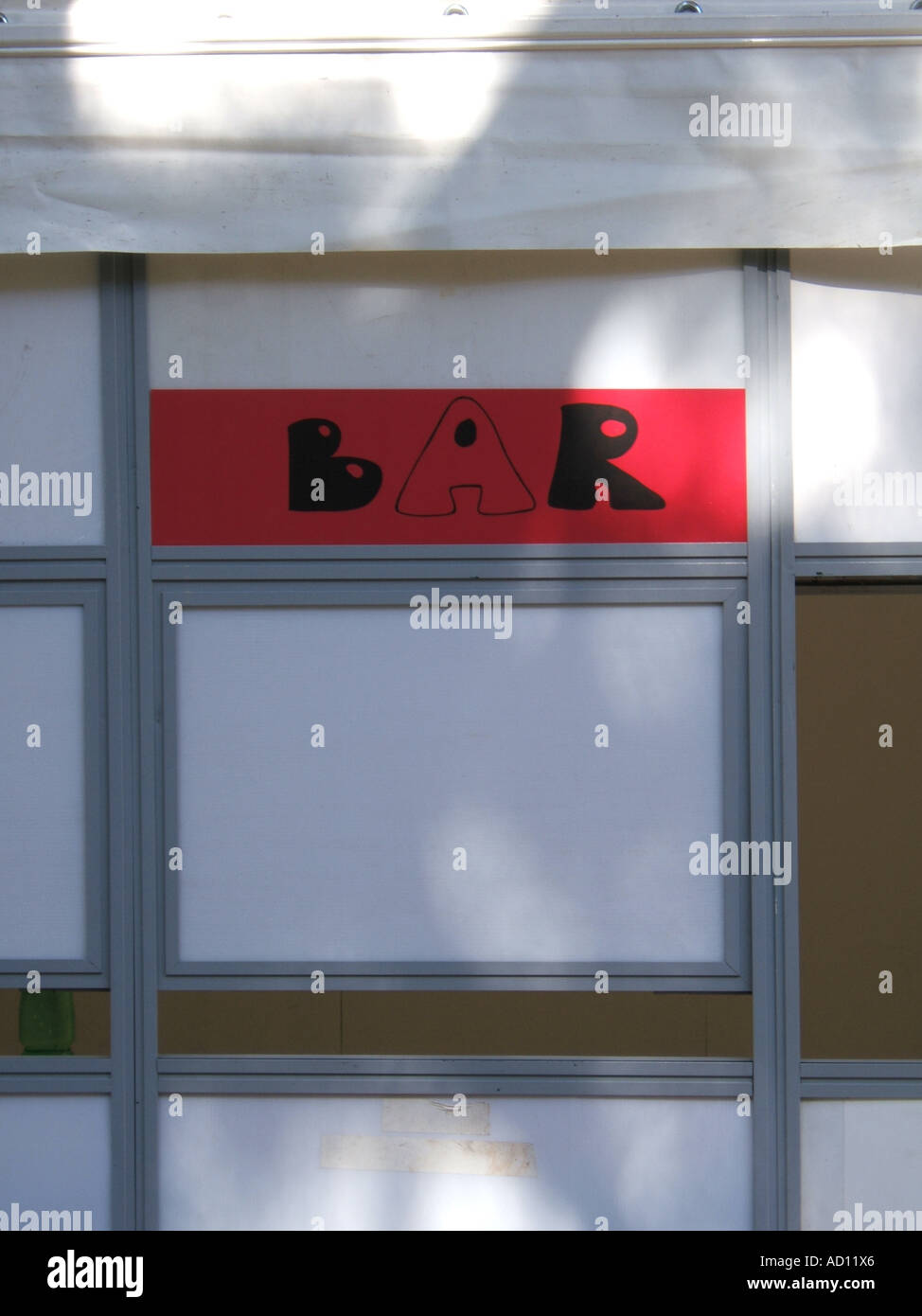 Sign notice front words letters hi-res stock photography and images - Alamy