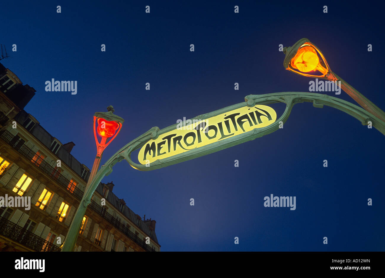 Metro sign Paris France Stock Photo - Alamy