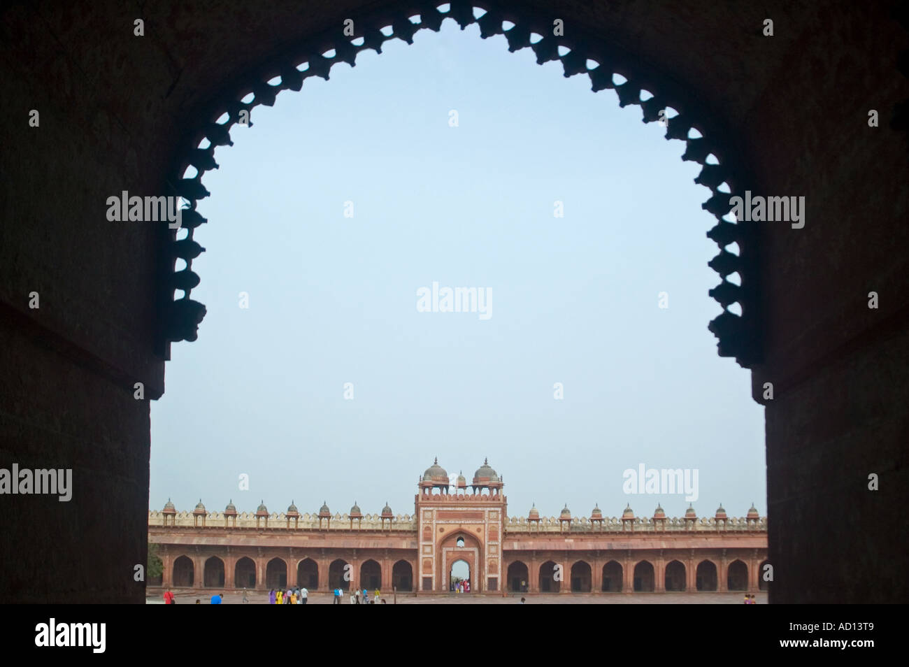 Horizontal wide angle view of the Buland Darwaza 'Gate of Magnificence ...